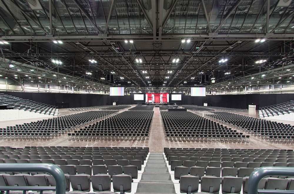 Multifunktionale Hallen - Multipurpose Halls